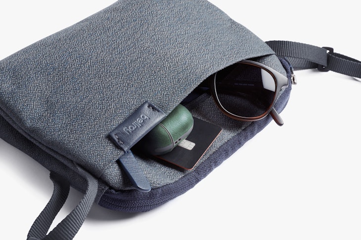 City Pouch | Sac Bandoulière Slim avec Rangement Hi-Tech | Bellroy