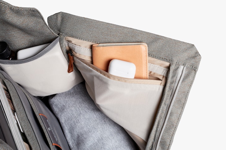 Melbourne Backpack｜薄型のノートPC用ビジネスバックパック｜ベルロイ