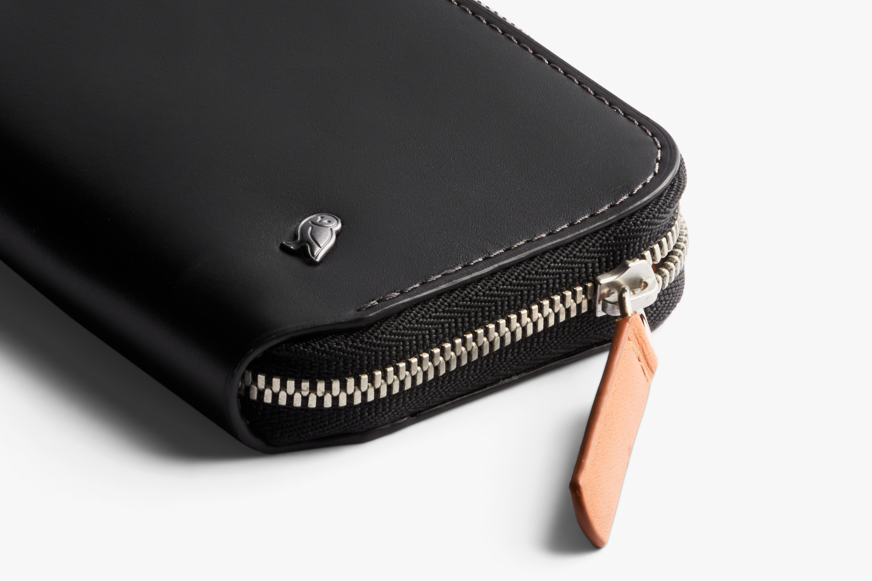Folio Mini | Unisex Leather Zip Wallet, Magnetic Coin Pouch | Bellroy