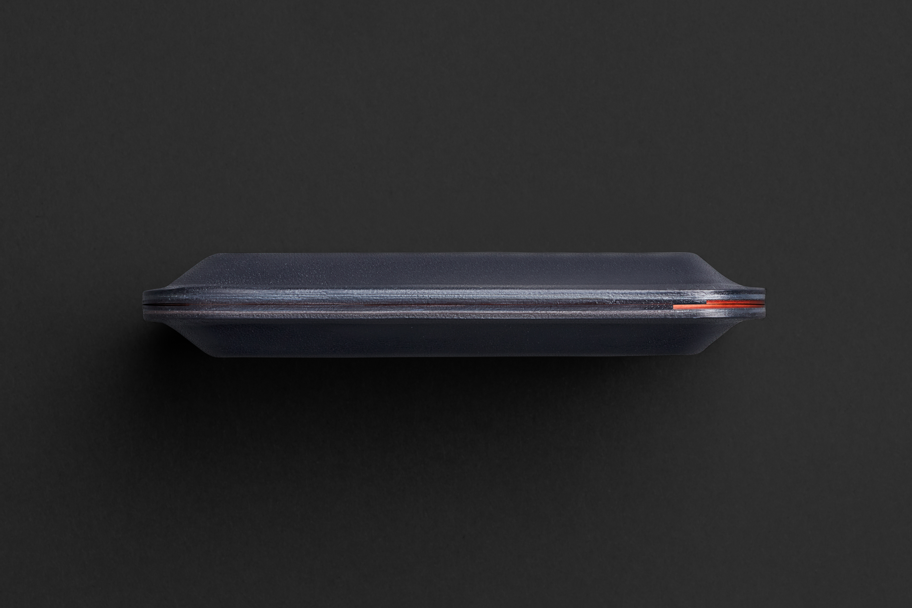 Apex Note Sleeve | Full Size Molded Leather Wallet | Bellroy